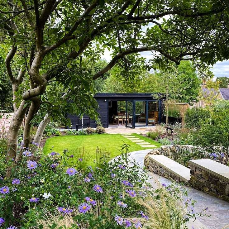CHARRED LARCH CLADDING - SHADOW-GAP - A Grade - 20mm thick – Bradgate ...